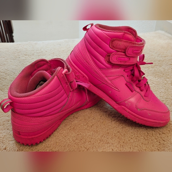 Fila | Shoes | Vintage Fila F4 Leather Bubblegum Pink High Tops W ...